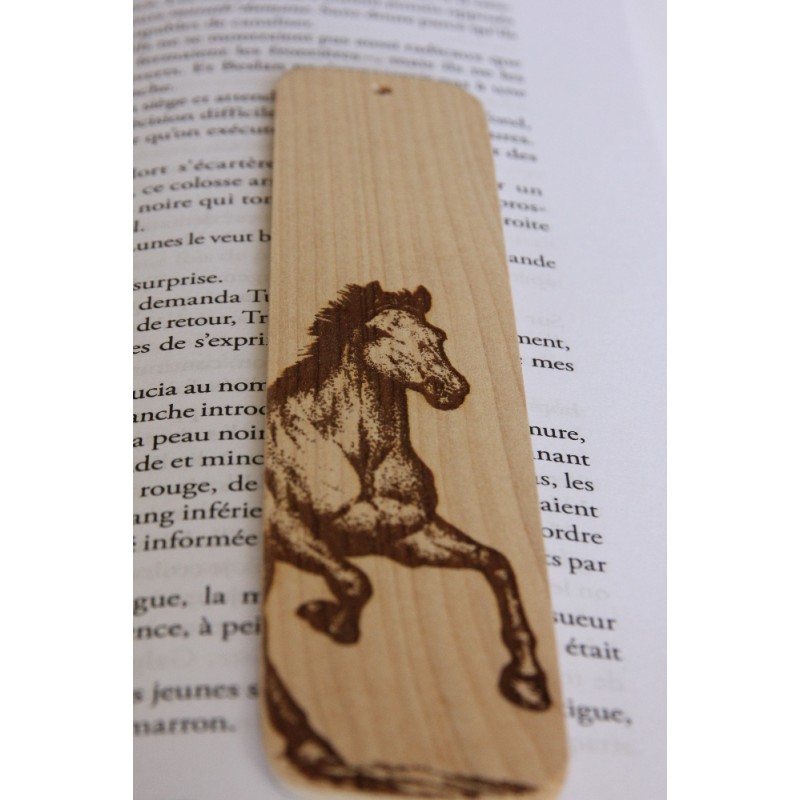 Marque page en bois cheval galop lorenbois